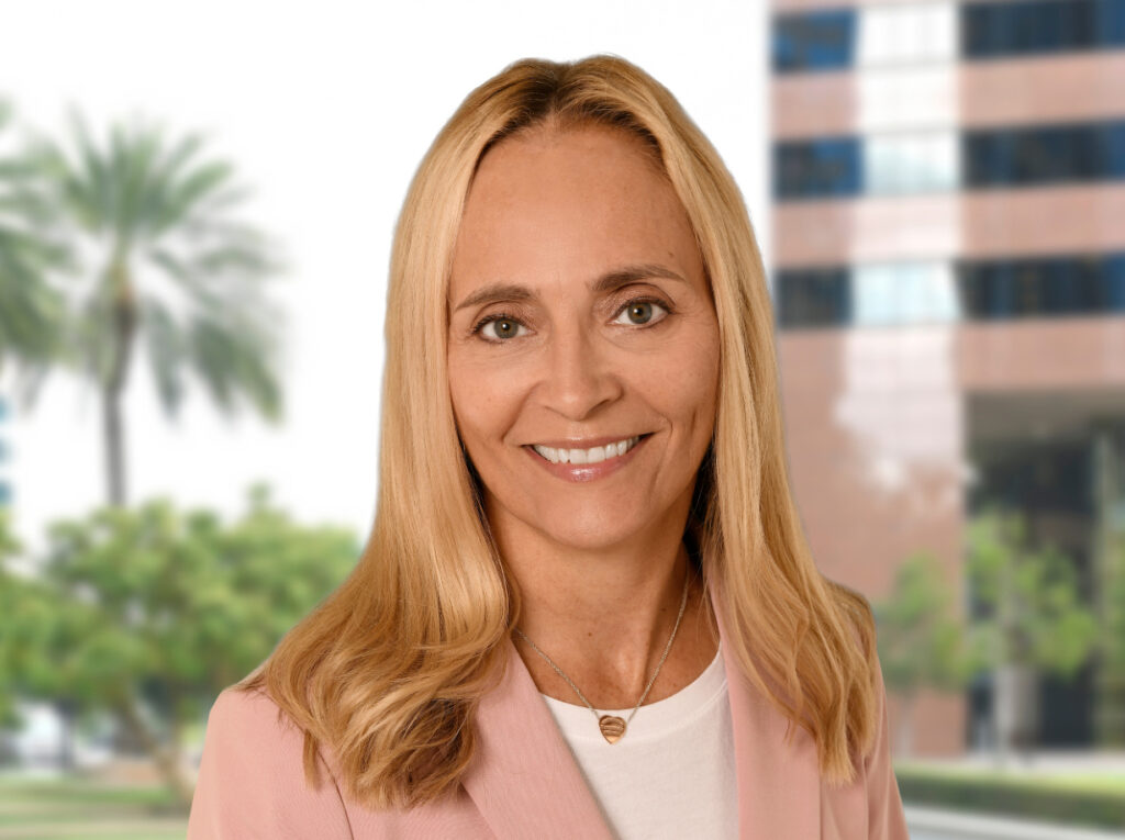 On the Move: Windes Welcomes Tracy Kapteyn as its New Chief Growth ...